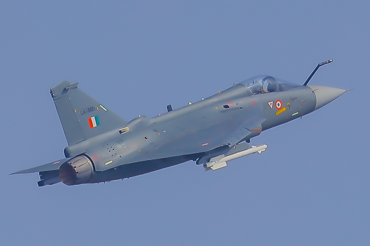 Why IAF Not Happy With HAL Over LCA Tejas Deliveries? Air Chief Tells ...